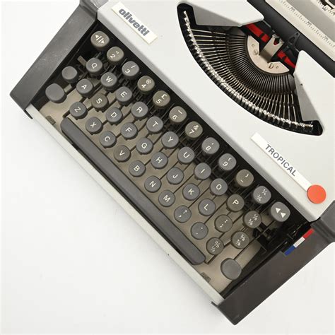 Olivetti Tropical Typewriter Red And Grey Free Uk Postage Mr