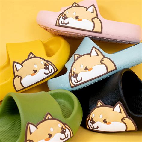 귀염뽀짝 댕댕이 슬리퍼