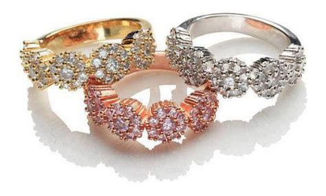 ძალიან ლამაზი ბეჭდები