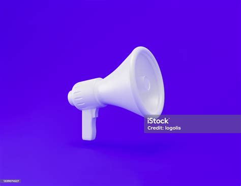 그림자와 파란색 배경에 고립 된 복사 공간이있는 3d 사실적인 흰색 플라스틱 메가 폰 마케팅 시간 광고 아이디어 최소한의 개념3d 렌더링 일러스트 3차원 형태에 대한 스톡