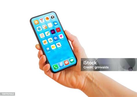 손에 전화를 들고 사람 응용 프로그램 아이콘홈 화면 모형 그래픽 사용자 인터페이스에 대한 스톡 사진 및 기타 이미지 그래픽 사용자 인터페이스 디자인 라트비아 Istock