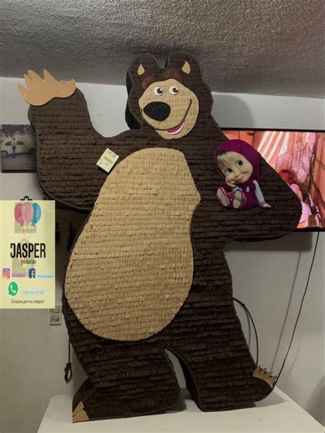 Piñata De Oso De Masha Dulcero Con Botellas Masha Y El Oso Piñatas