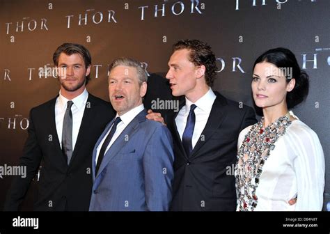 Tom Hiddleston E Jaimie Alexander Tom Hiddleston E Jaimie Alexander