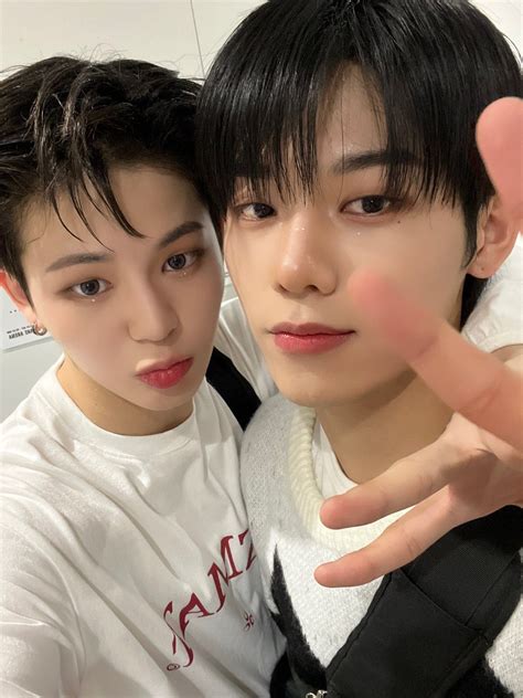 𝐌𝐮𝐧 𝐉𝐮𝐧𝐠𝐡𝐲𝐮𝐧 And 𝐋𝐞𝐞 𝐉𝐞𝐨𝐧𝐠𝐡𝐲𝐞𝐨𝐧 270224 In 2024 Kpop Feeling Ugly