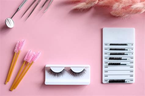 A Definitive Guide To Classic Lash Extensions The Classic C