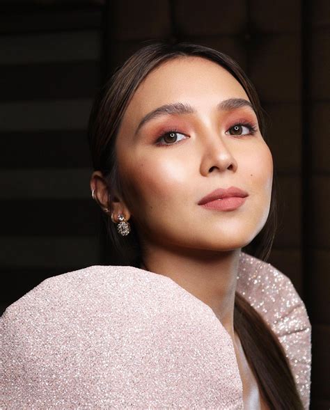 Five Of Kathryn Bernardos Makeup Styles We Are Copying For This School