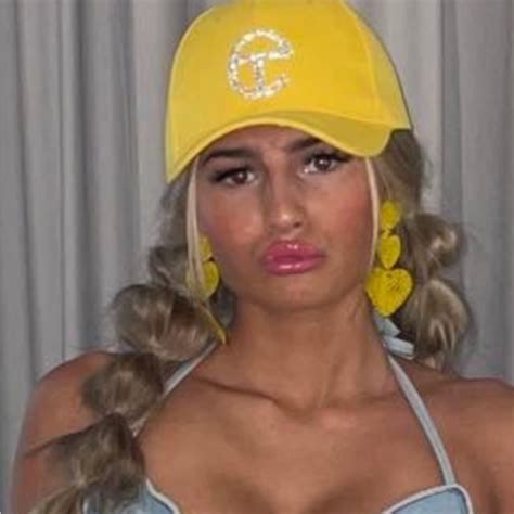 Kittys Closet Kittydaley1 Poshmark