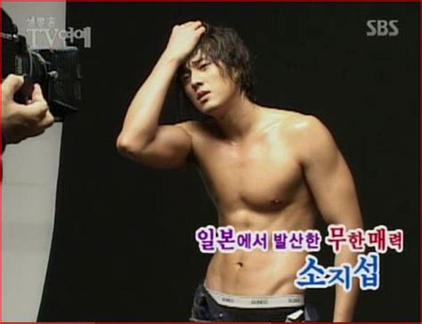 연예인 노출 ‥ 베스트 자료실열람 훌리건 천국