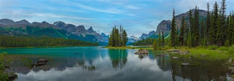 Premium Photo Panorama Canada Forest Landscape Of Spirit Island With