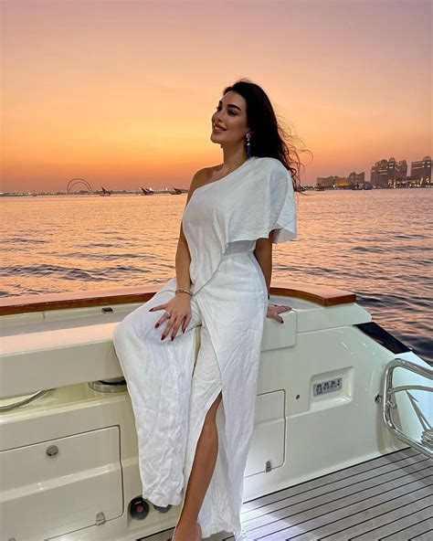 ياسمين صبري تبدأ تصوير يوم استقالة مجرم موقع 24