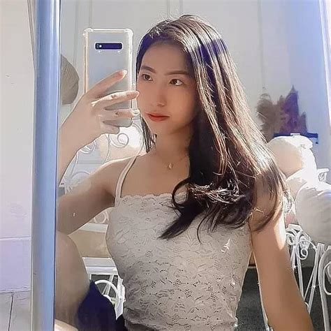 Cewek Imut Membuat Senja Semakin Indah Cewek Mantul