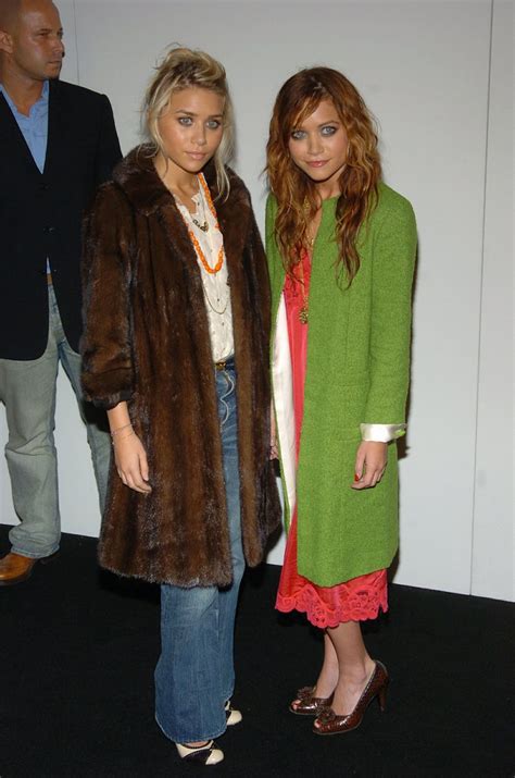 Mary Kate And Ashley Olsens Most Iconic Outfits Confirm The Twins Have