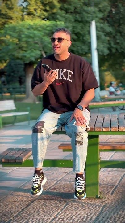 مادر بزرگ پسر دوست😅 Youtube