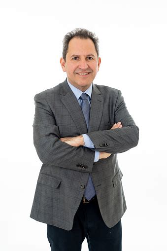 중년 성숙한 사업가의 절반 길이 초상화 서 서 서 성공적인 고용 기업가 리더십 및 비즈니스 생활 작업 개념에 성공 흰색에 격리 경영자에 대한 스톡 사진 및 기타 이미지