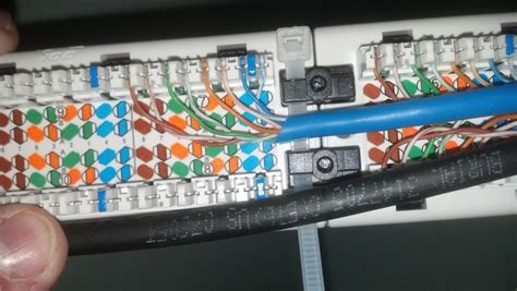 cat5e 6 crosstalk at patch panel does it cause signifgant decrease in
