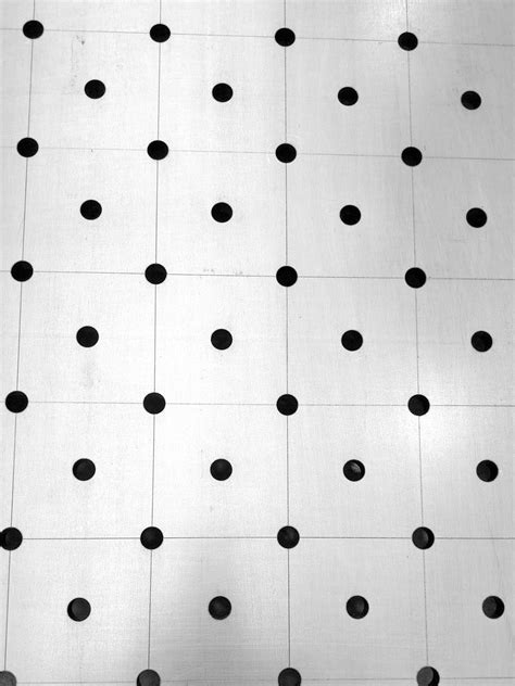 Hole Pattern Vostables Lastafels Op Maat