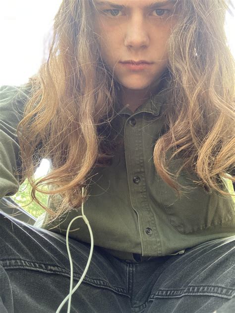 Who Else Here Has Long Hair R Androgynoushotties
