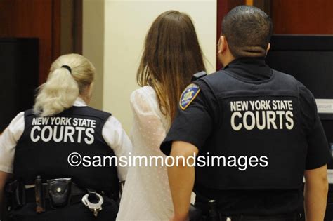 The Real Annaanna Sorokin Aka Anna Delvey Fashion Looks At Trial