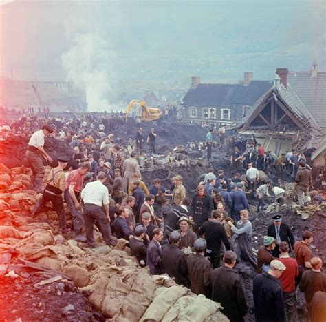 How Did The 1966 Aberfan Disaster Happen The Queens Reaction