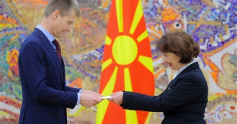 Сиљановска Давкова ги прими акредитивите на новоименуваниот амбасадор на Белгија Press24