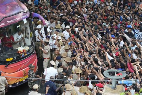 Rcb Up For Sale Royal Challengers Bengaluru Owners Looking To Sell