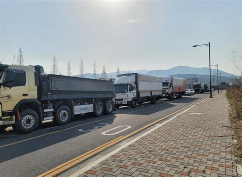 김해 장유출장소 내덕지구와 김해율하 스카이and제니스 아파트 일대 불법 주정차 단속