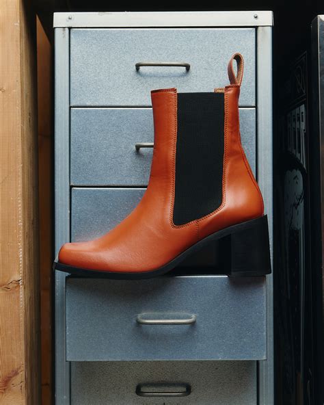 Orangine Squared Heel Boots Jutelaune