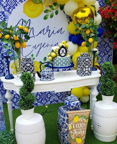 Pin By Sissi Mas On Maioliche Lemon Themed Party Lemon Themed Bridal