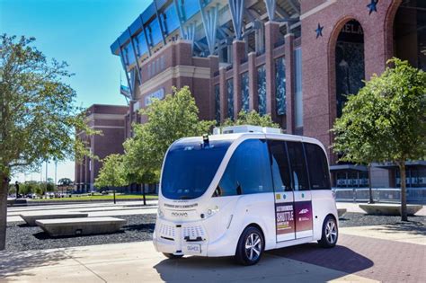 Demand Responsive Transit Services Are Evolving Tti Experts Are Helping The Transit Industry