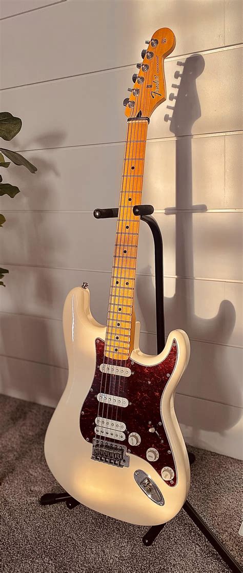 [gear] 2014 Mim Hss Strat In Article White R Guitarporn