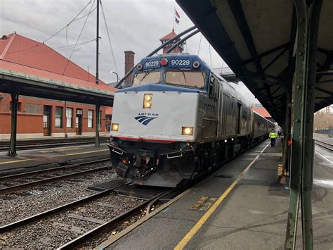 Amtrak Cabcar 90229 With Amtrak Cascades Train 503 At Unio Flickr