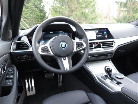 2025 Bmw 3 Series 176 Interior Photos Us News