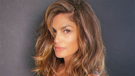Cindy Crawford Celebrity News Royals Entertainment And Lifestyle