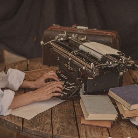 Пожелавам ви Достатъчно ИСКАМ ДА ТИ КАЗВАМ ВСИЧКО Тодор Лицов Аз искам да ти казвам всичко