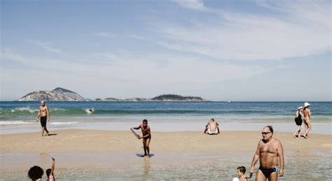 Ouf On Peut Continuer Faire Pipi Dans Loc An Grazia