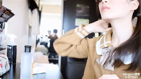 Fc2超高质量嫩嫩女生做爱自拍流出，侧脸无敌美 19岁奶子还在发育 无敌嫩逼，大叔不敢太用力插 Eporner