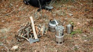 A Full Hatchet Vs Axe Comparison Splitting Wood And Hairs