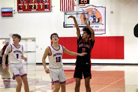 Warriors Drop Crucial Match Against Win E Mac Patriots 89 75 P16 Red Lake Nation News