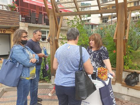 ЕКИПЪТ НА ОИЦ СМОЛЯН ПОСЕТИ С БАНИТЕ И ОТГОВОРИ НА ВЪПРОСИ СВЪРЗАНИ С ЕВРОПЕЙСКОТО ФИНАНСИРАНЕ