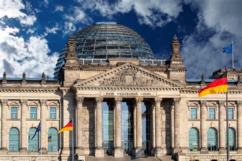 Reichstag Gebäude Deutscher Der Bundestag In Berlin Deutschland Stockfoto Bild Von Historisch