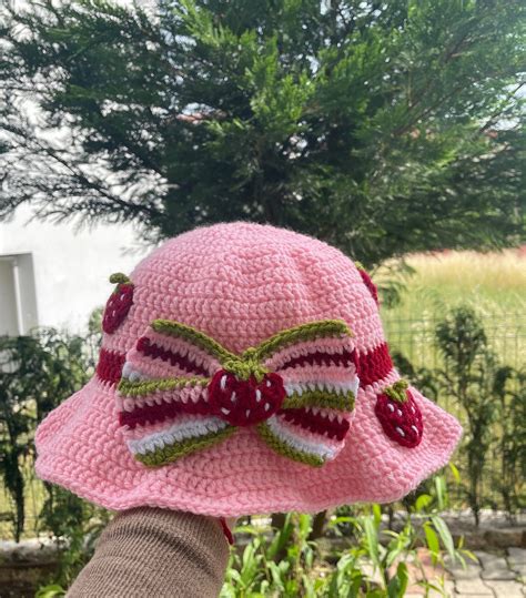 Crochet Strawberry Shortcake Bucket Hat By Tubyshop On Etsy Pink