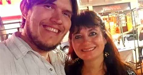 Deseaba Ser Madre Y Buscaba Un Padre Para Su Hijo Pero Encontró Al