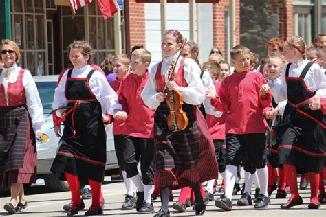 Hardanger Fiddle Eden Ehm Music