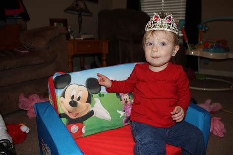 Discovering The Versatility And Comfort Of Elmo Flip Open Sofas