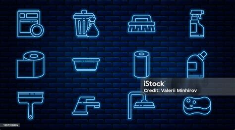 세트 라인 스폰지 청소 제 브러시 플라스틱 분지 화장지 롤 주방 식기 세척기 기계 종이 타월 및 쓰레기통 및 쓰레기 봉투 아이콘을위한 병 벡터 가정 생활에 대한 스톡 벡터