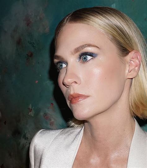 21 Pretty Blue Eye Shadow Looks That Are So Chic Who What Wear
