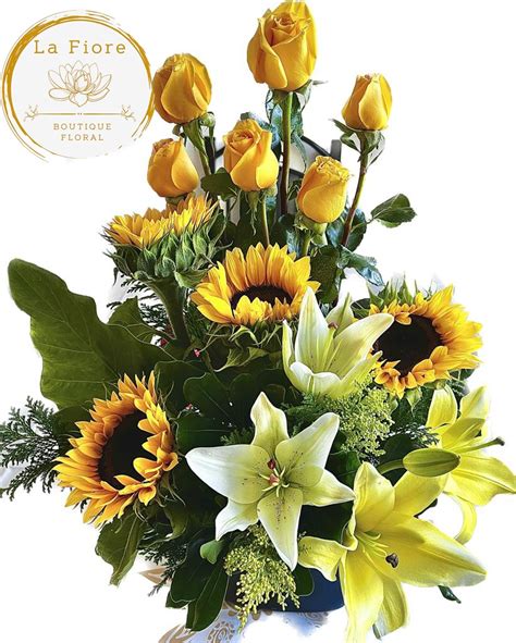 Girasoles De Amor 🌻 A 46 Floreria Playa Del Carmen