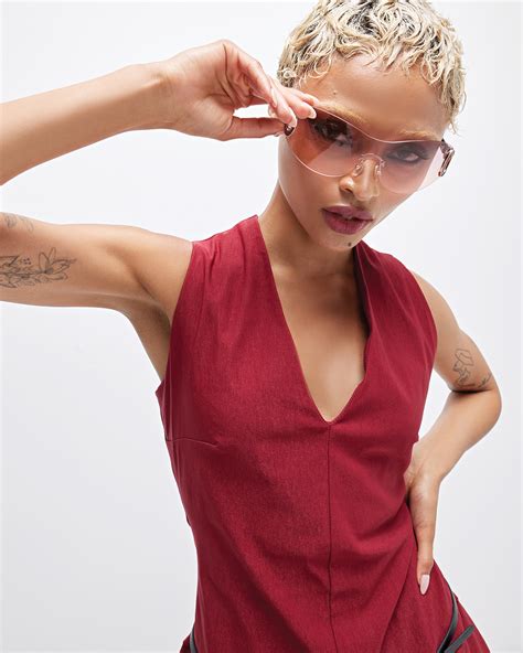 Foschini Sa Galentines If You Must Give A Nod To The Colour Of Love This Valentines Day