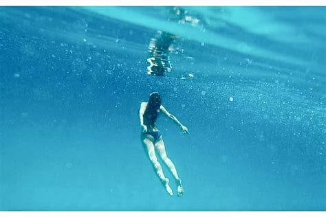 Solved How To Float On Water Vertically Without Treading