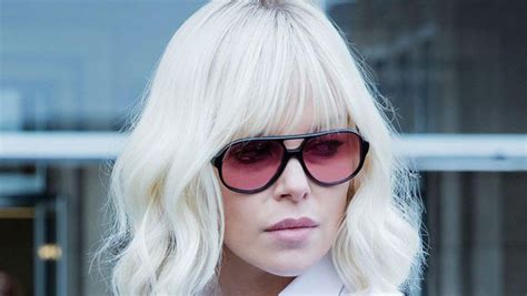 Charlize Theron Wearing Glasses Spacotin